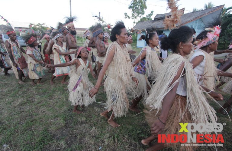Upacara Wor Suku Biak Papua. - Xpose Indonesia