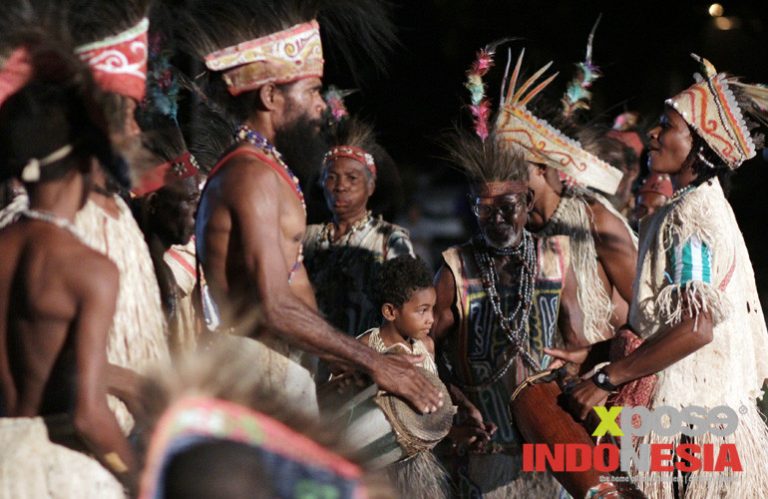 Upacara Wor Suku Biak Papua. - Xpose Indonesia