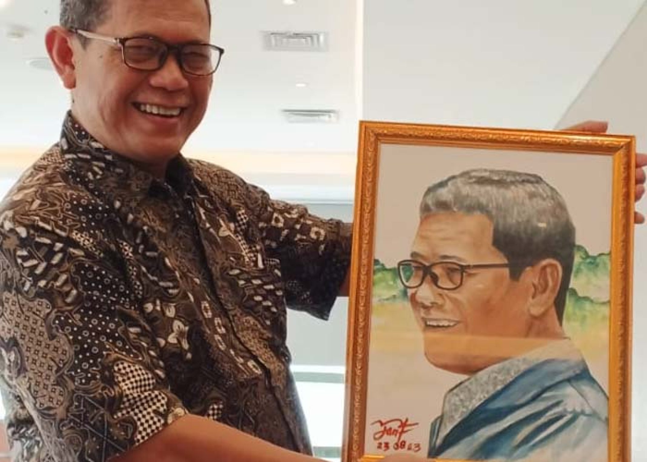 Lukisan Diri Edy Suwardi Menjelang Purna Bakti - Xpose Indonesia