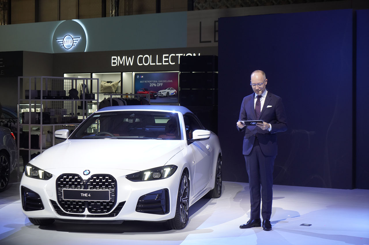 GIIAS 2024: BMW Perkenalkan Seri 5 dan Seri 4 Terbaru, serta Plug-In ...