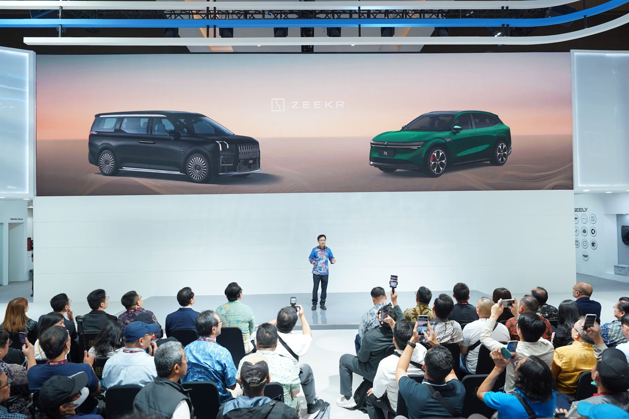 Geely Perluas Portofolio di IIMS 2026, Hadirkan Line Up Lengkap hingga ...